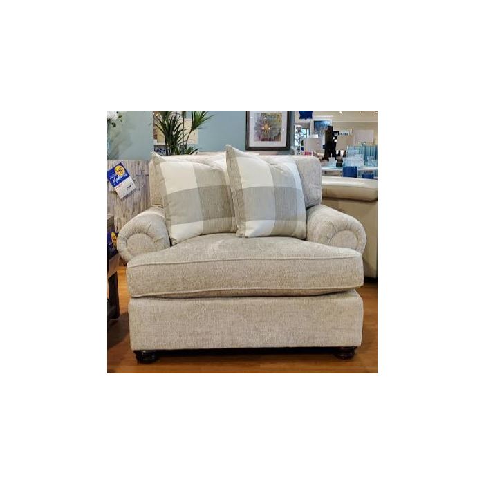 King Hickory Henson Oversized Husky Pearl Chair | Hudson's Furniture ...